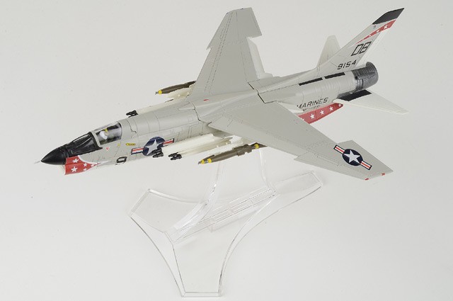 001645 Century Wings F-8E Crusader 1/72 Model DB9 USMC VMF(AW)-235 ...