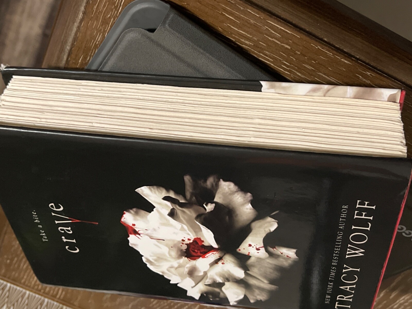 Crave Ser.: Crave by Tracy Wolff (2020, Hardcover) 9781640638952| eBay