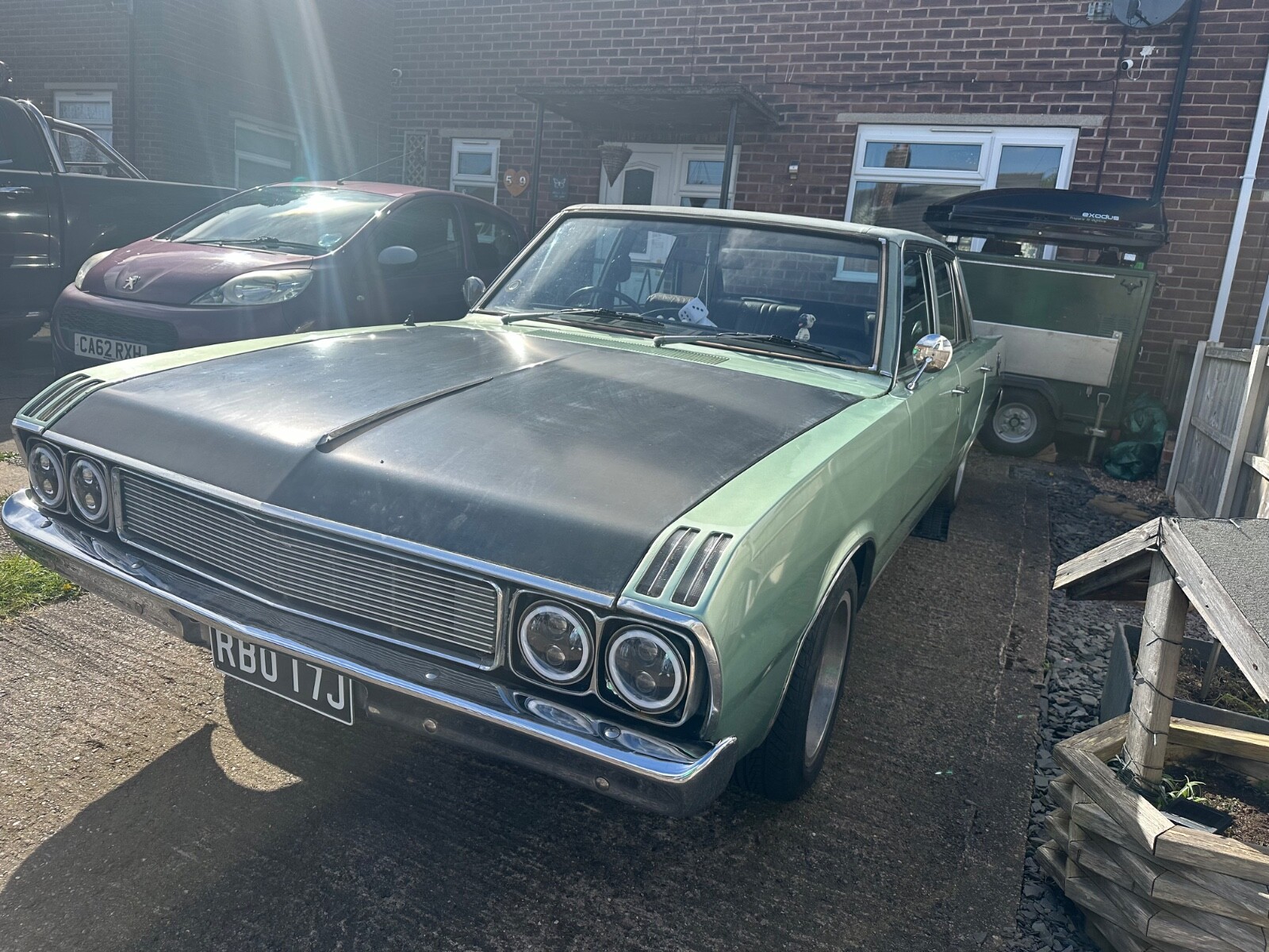 1970 Chrysler VIP VG Australian Import RHD Mopar 5.2 V8 LA - UK ...