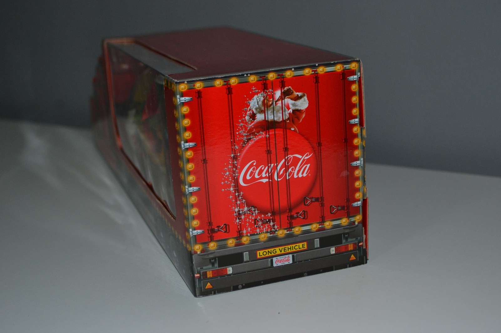 New Coca Cola Christmas Bauble And Mug In Cardboard Truck Holidays Gift ...