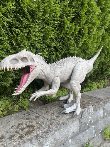 Jurassic World Camp Cretaceous Super Colossal Indominus Rex Action ...