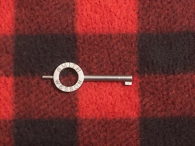 Smith & Wesson Handcuff Key | eBay