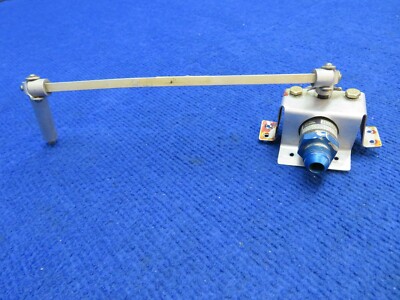 Cessna 172 Fuel Selector Valve P/N 9851067-4 CORE (0622-51) | eBay