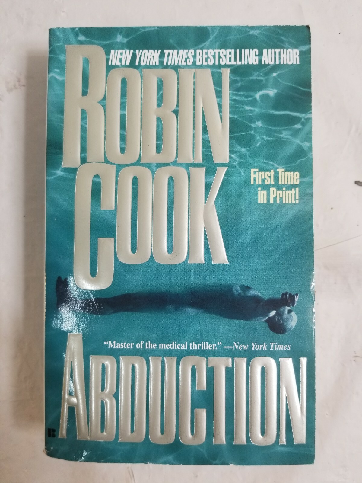 2000 ABDUCTION Paperback Book by ROBIN COOK 9780425177365| eBay