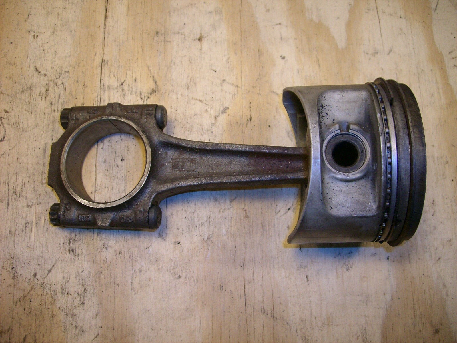 Porsche 924s 944 High Compression Piston w/ Connecting Rod 94410300802 ...
