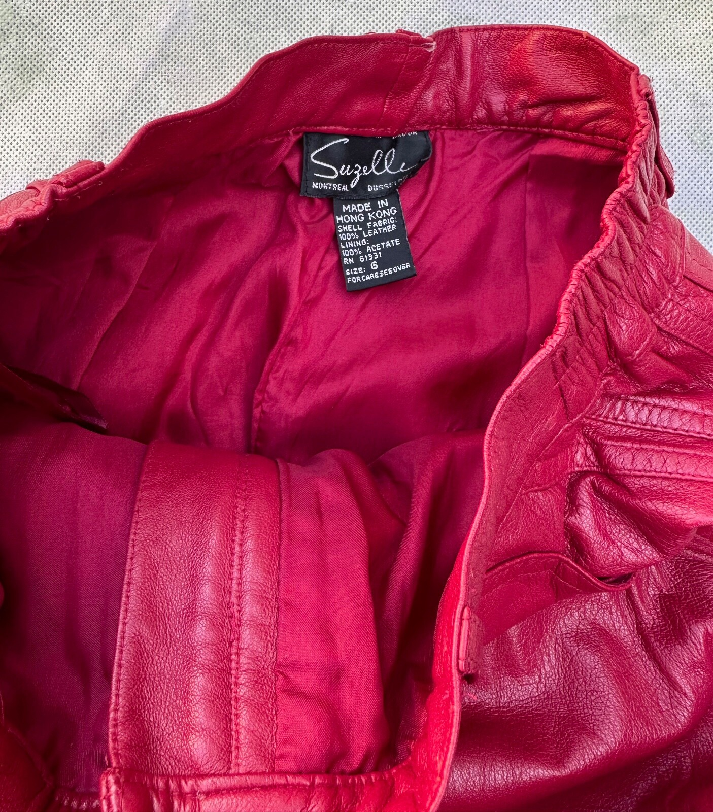 Vintage Suzelle Women's Red Leather Pants Size 6. - Gem