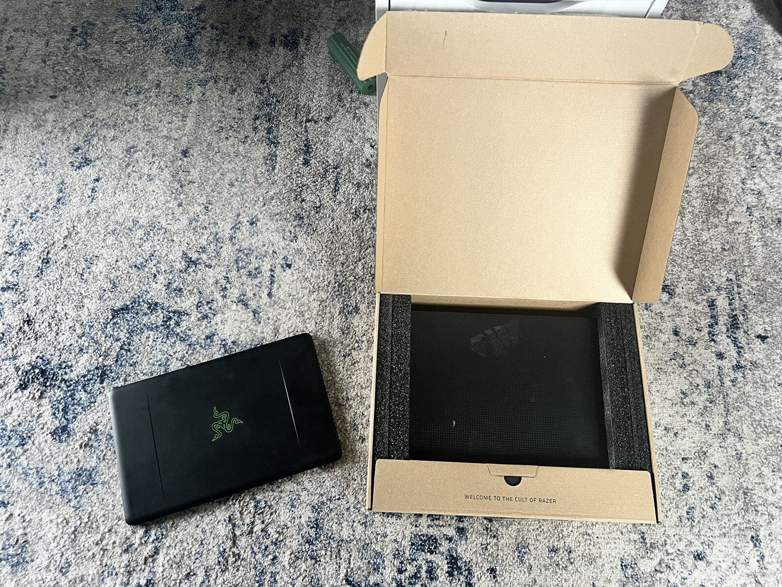 Razor Blade 13 RZ09-0196 Laptop | Intel i7-7500U | 16 GB RAM | 1 TB ...