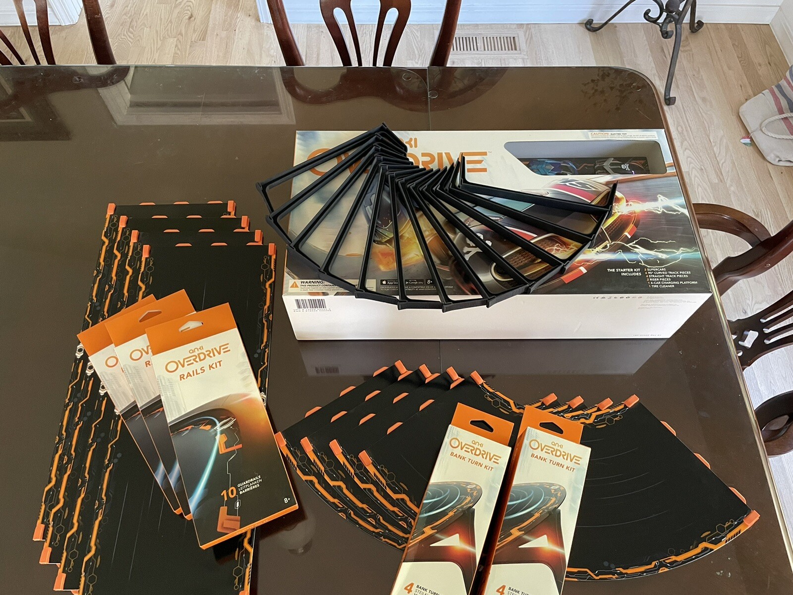 Anki OverDrive Starter Kit + Extras (Super Car, Risers, Tracks, Rails ...