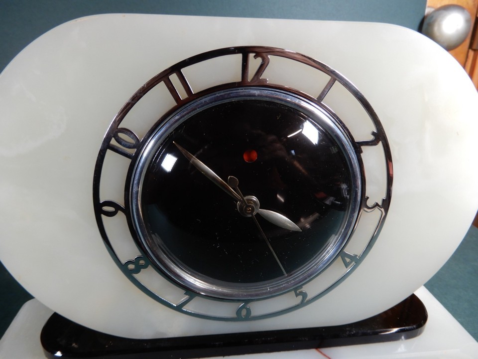 Telechron White/Black Marble Clock 8001 New Cord Good Condition Runs ...