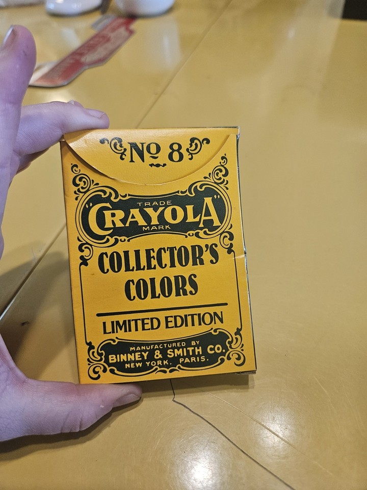 Crayola Crayons Collector’s Limited Edition 1990 No. 8 Retired Colors ...