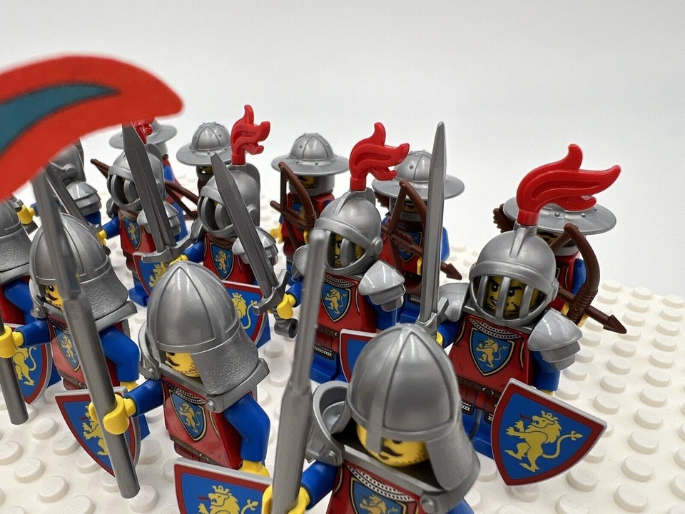 LEGO Black Falcon, Knights, Viking, Soldiers 10320, 10332, 21343, 40567 ...