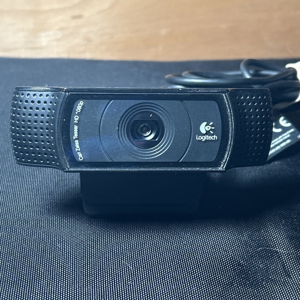 Logitech HD Pro Webcam C920 Carl Zeiss 1080p USB - Black - V-U0028 ...