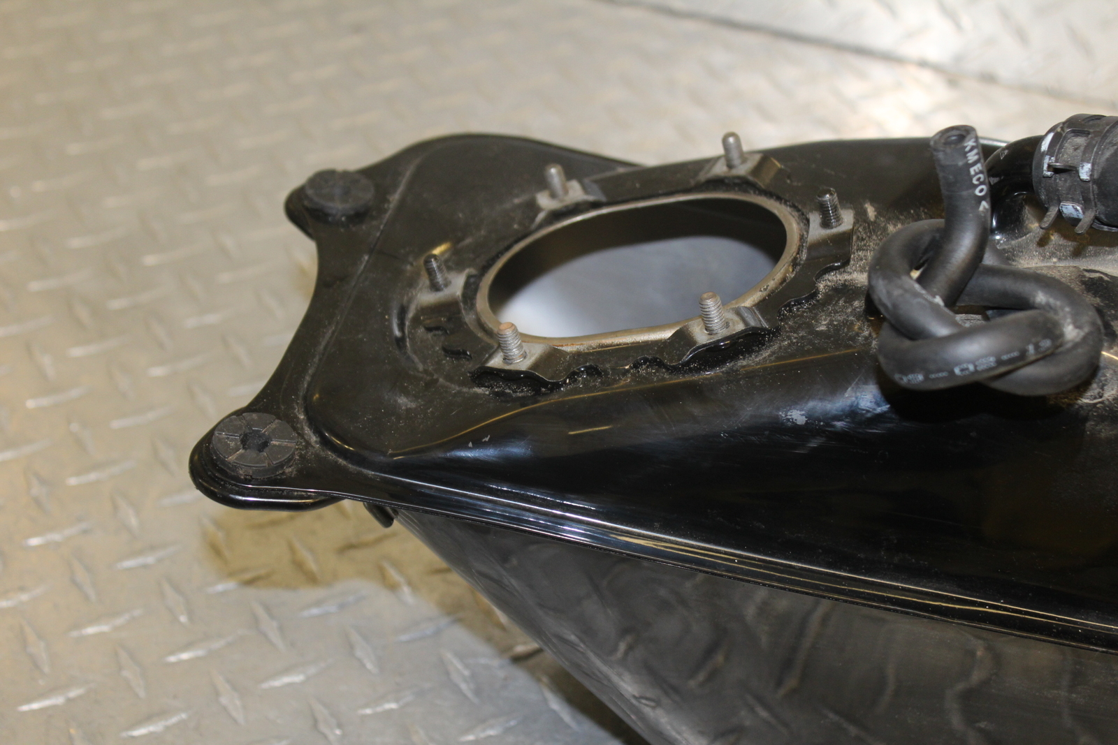 2010 HONDA ST1300 ST 1300 GAS TANK FUEL CELL PETROL RESERVOIR RESERVE ...