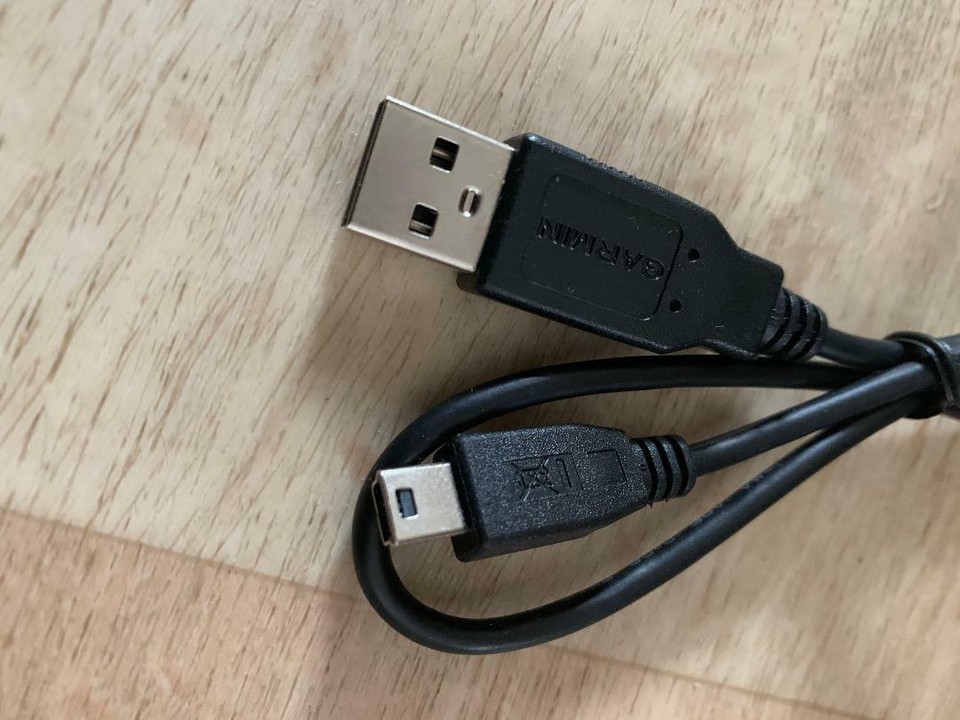 GENUINE GARMIN Sync Mini USB End connector Data Cable for Nuvi & Zumo ...