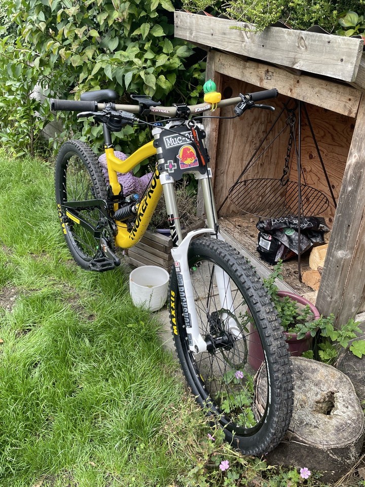 Nuke Proof Scalp Full Suspension Downhill Bike High Spec | eBay UK
