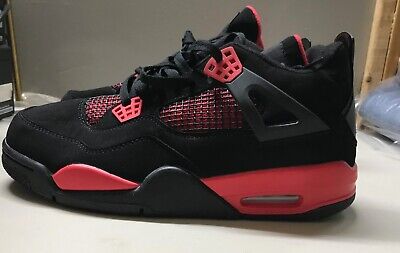 Air Jordan 4 Retro Red Thunder Shoes Black & Red Size 9 1/2 Air Jordan 4 Retro Red Thunder Shoes Black & Red Size 9 1/2