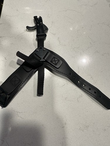 Carter Two Shot Black Hook & Loop Strap Release (RWTS1631) | eBay