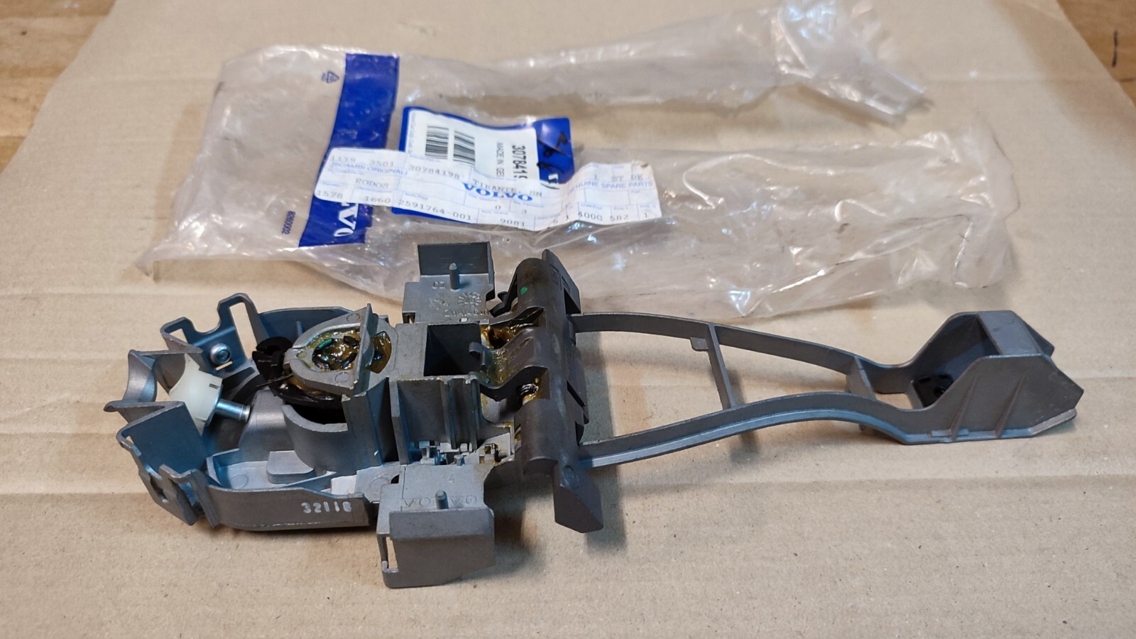 Volvo OEM 10-16 Xc70 Front Door-lock Cylinder 30784198 for sale online ...