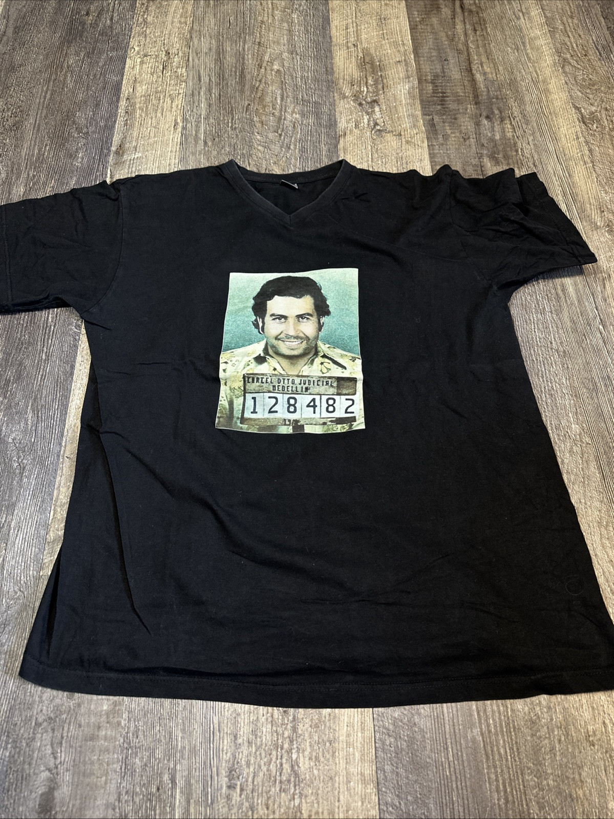 Pablo Escobar Narcos Colombia Mug Shot Tshirt Fits XL - Gem
