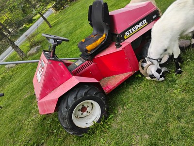 4x4 STEINER 220 235 tractor gas hydraulic 245 255 no mower plow 66 hrs ...