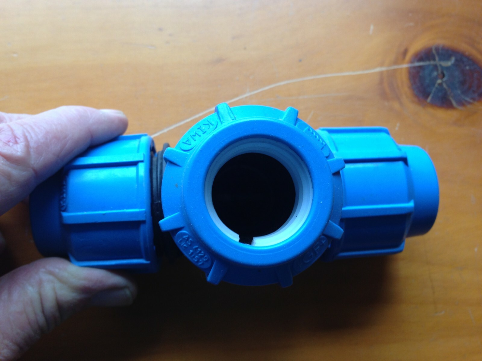 ALPRENE METRIC POLY TEE 1600kPa Max Pressure, Black/Blue- 25mm X 25mm ...