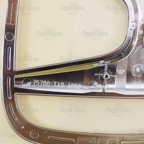 75700TA0A00 Genuine HONDA ACCORD CR-V Front Grille Chrome Badge Emblem ...