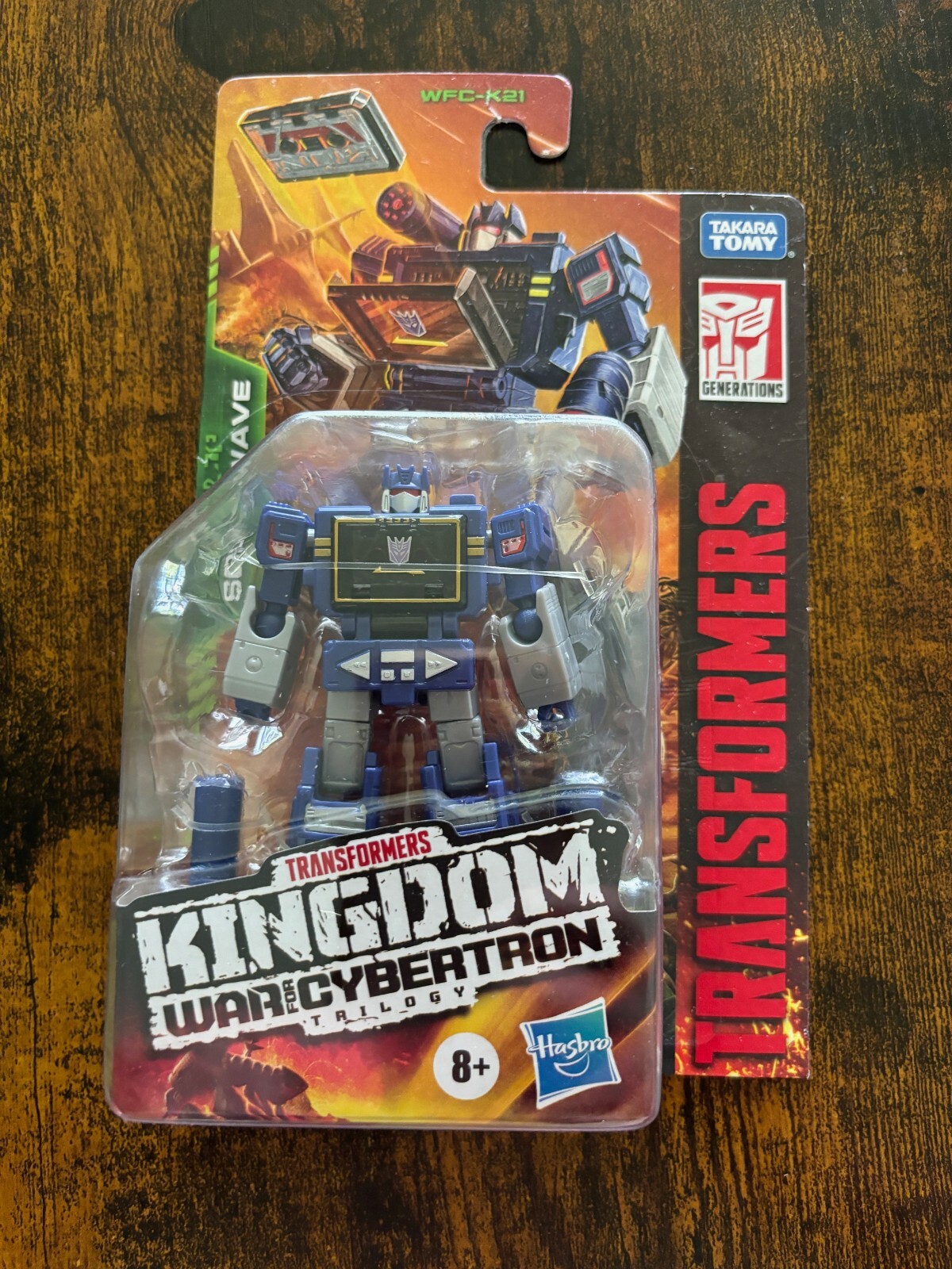 Transformers War for Cybertron Kingdom Core - Soundwave WFC-K21 4" Figure