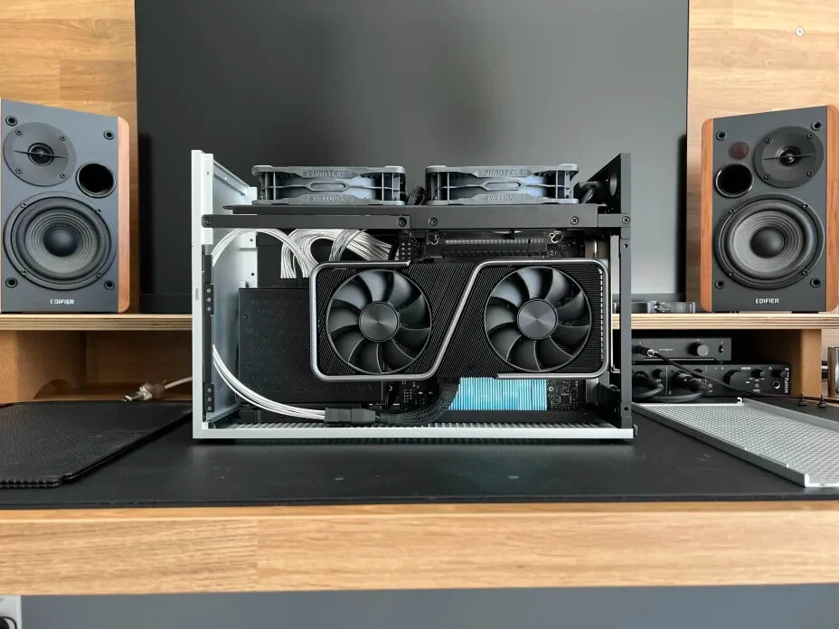 FormD T1 v2.1 Silver w/ Steel Panels - SFF PC 3070FE, 7600X | eBay