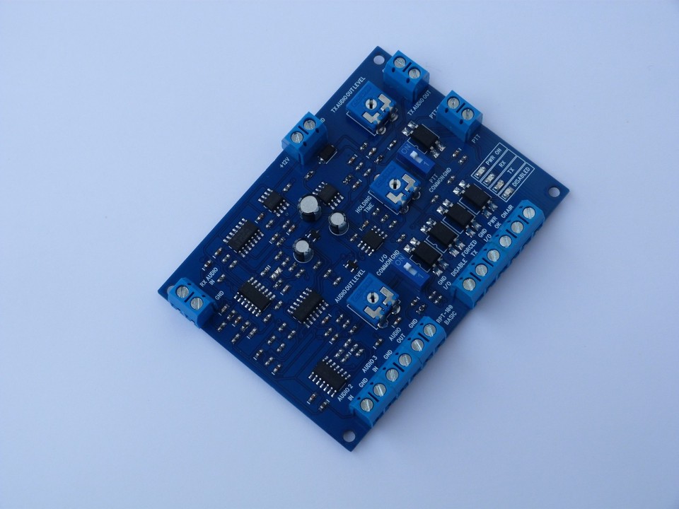 - Radio repeater controller: adjustable hang time, audio mixer, I/O ...