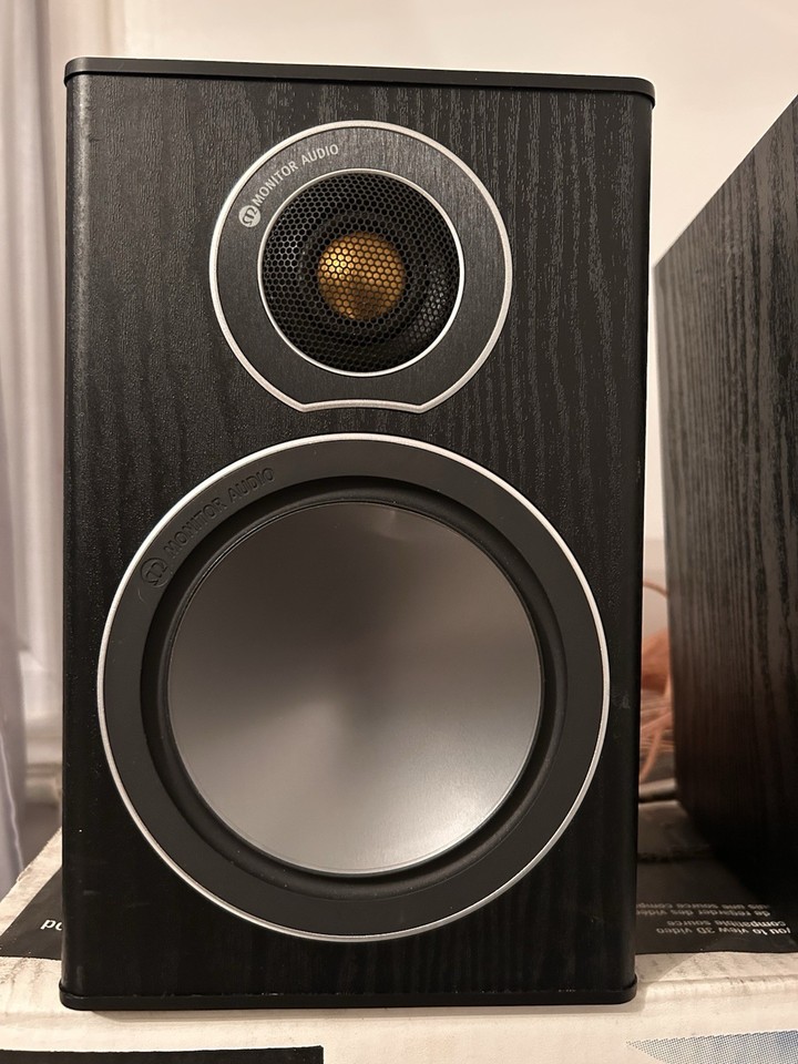 Monitor Audio Bronze 1 HiFi Bookshelf Speakers - Carbon-Fibre Cones ...