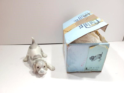 Lladro #1070 "Playful Puppy" Beagle Porcelain Figurine 4.25" With Box ...