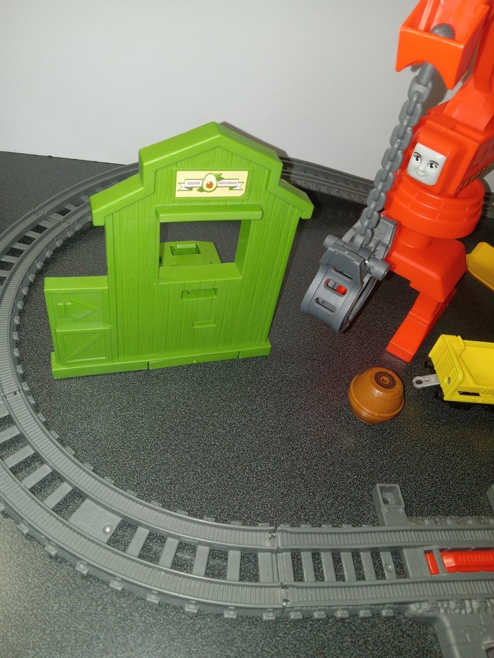Thomas & Friends TrackMaster Cassia Crane & Cargo Sodor Avocado + Track ...