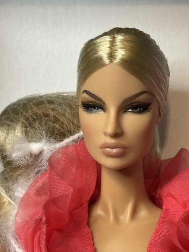 NRFB ‘Summer Rose’ Eugenia Perrin-Frost Fashion Royalty 2023 W Club ...