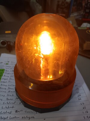 12V Revolving Warning Automotive Amber Light Magnetic Base (21-1562C ...