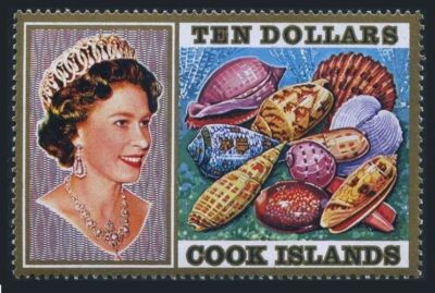 Cook Islands 402, MNH. Michel 418. Shells 1975. Queen Elizabeth QE II ...