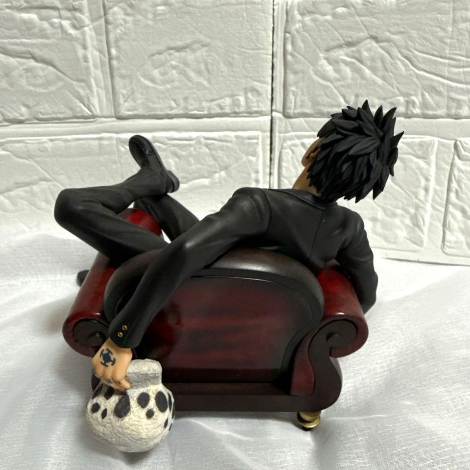 Portrait.Of.Pirates S.O.C Trafalgar Law Mega House 2017 PVC Figure Toei ...