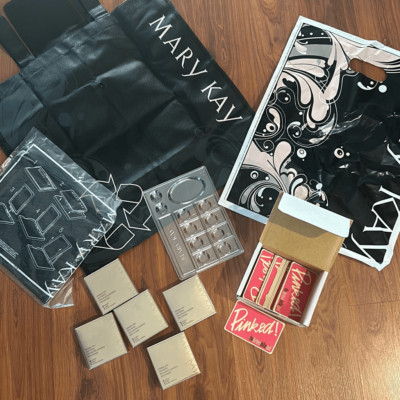 NEW Mary Kay bundle 54 pieces to market your business compact mini | eBay