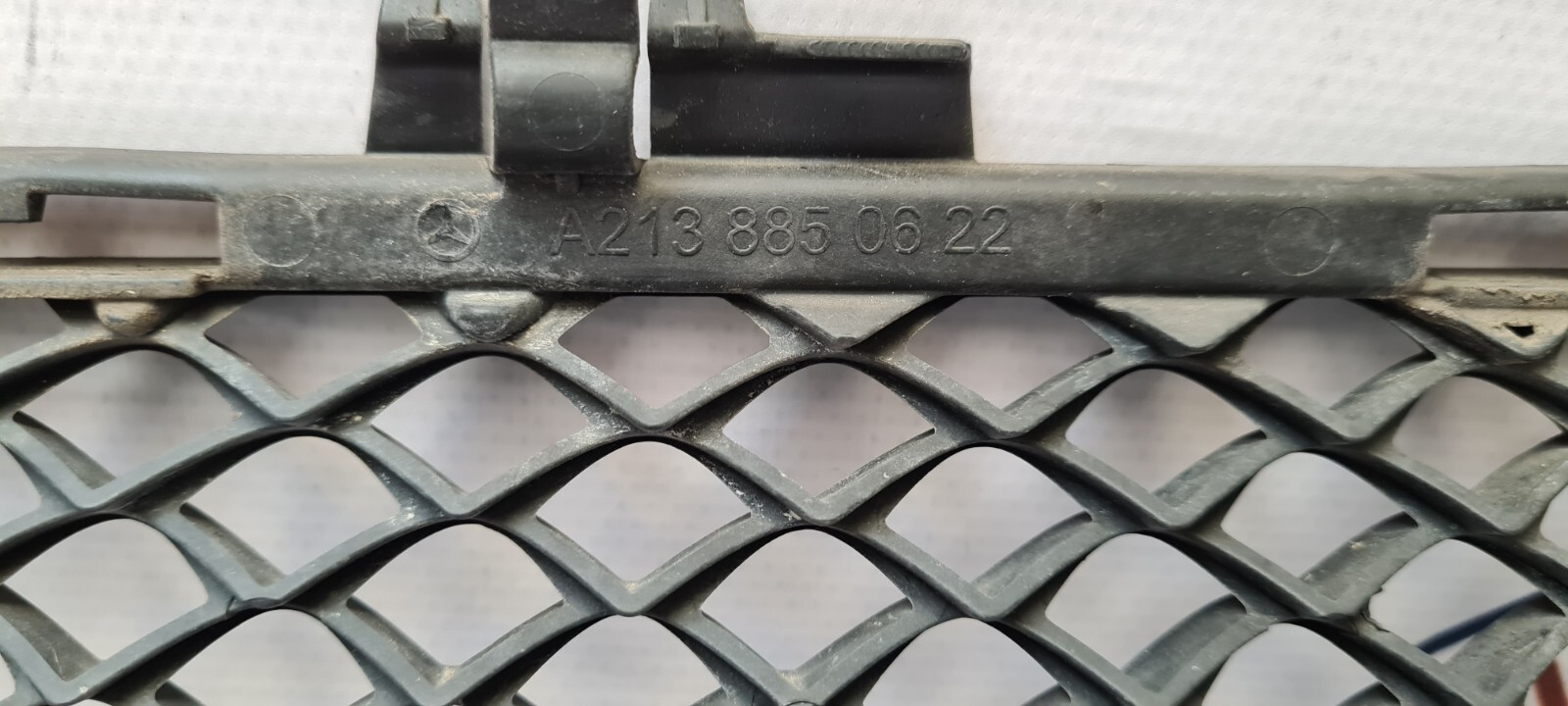 MERCEDES-BENZ E-KLASSE W213 FRONT Stoßstange LOWER GRILL A2138850622 ...