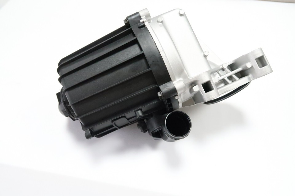 Crankcase Ventilation Oil Separator Volvo D11 Mack MP7 21679517 ...