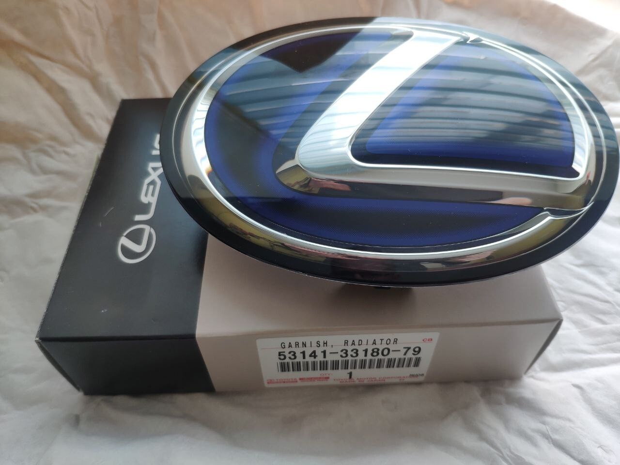 NEW GENUINE LEXUS RADAR CRUISE EMBLEM 53141-33180 | eBay