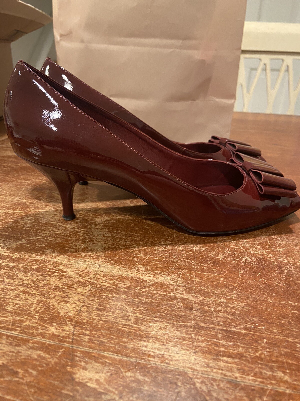 Via Spiga Cranberry Maroon Peep Toe Patent Leather Pumps Heels Shoes 9M ...