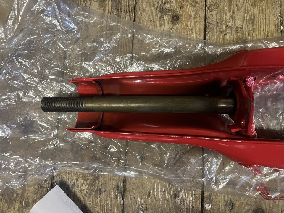 Honda C 50 / C 70 C 90 Z Cub Genuine Honda Oem Front Forks Red nos ...