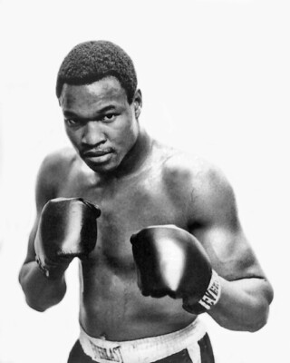 Heavyweight Champion LARRY HOLMES Glossy 8x10 Photo Boxer Print Poster ...
