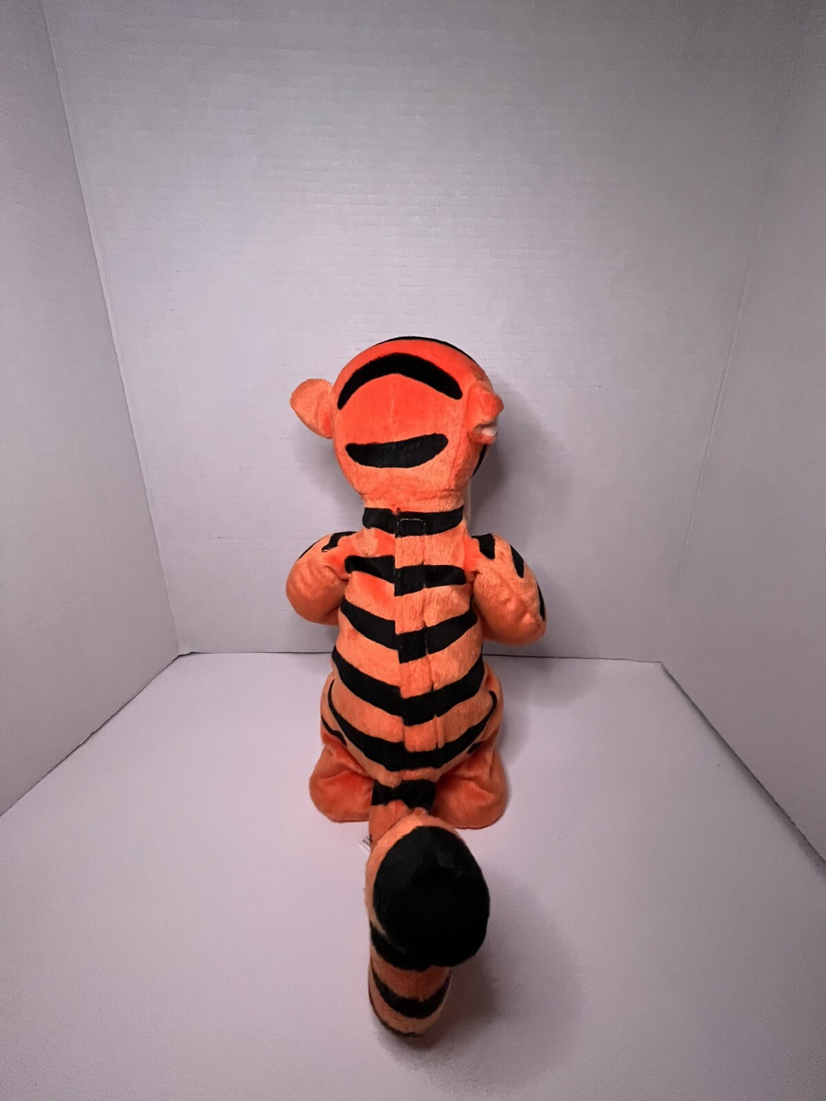 Disney Bounce Around Tigger Plush Toy Talks Winnie The Pooh Vintage ...