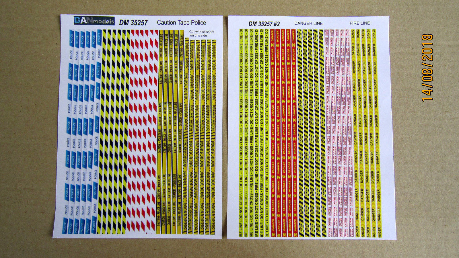 Dan Models 35257-1/35 Material for Dioramas Caution Tare Police/Danger ...