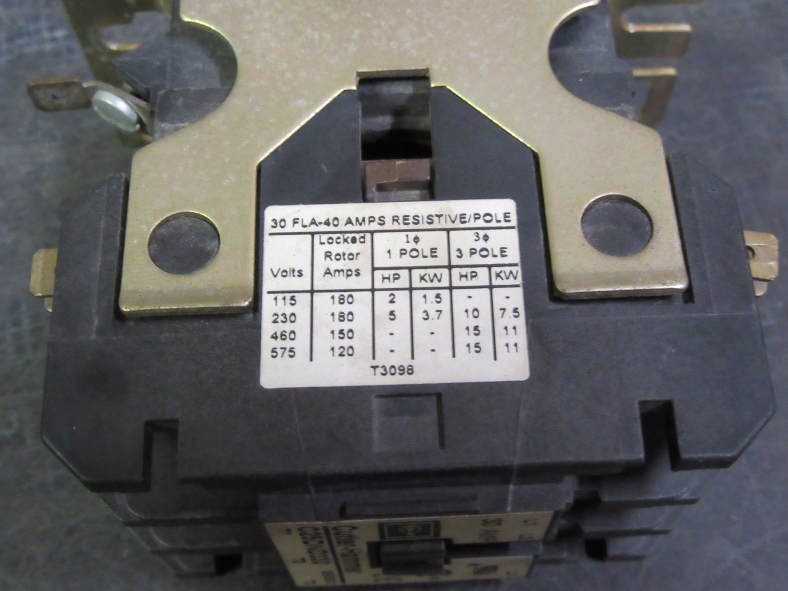 CUTLER HAMMER CONTACTOR 30 AMP 600V 3 PHASE 104-120V COIL MODEL ...