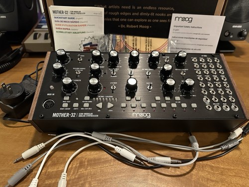 Moog Mother-32 Semi-modular Eurorack Analog Synthesizer and Step ...