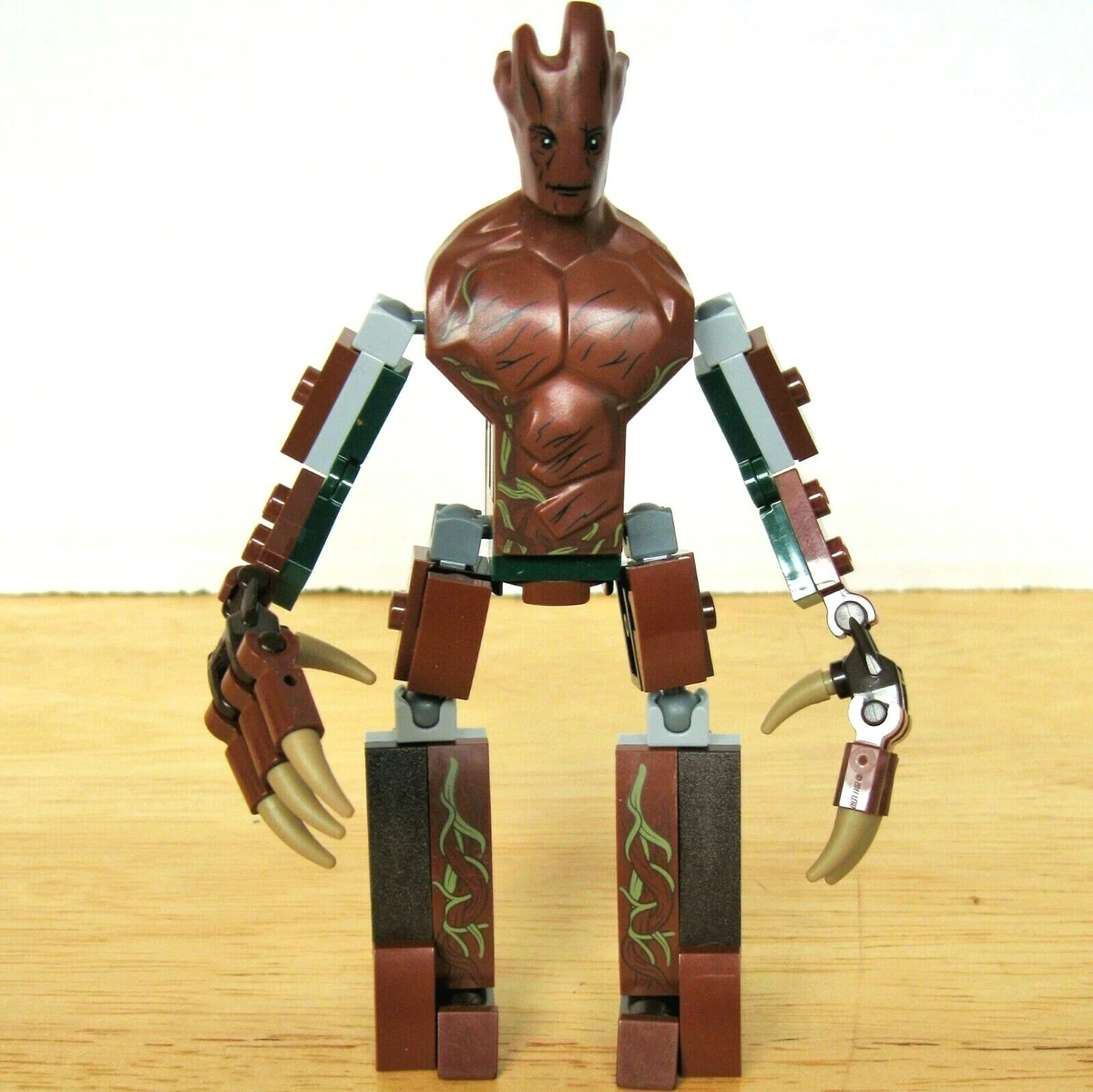 Lego Marvel Super Heroes Groot