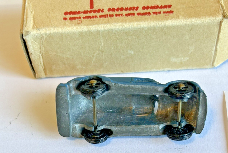 Dyna-Model HO Scale 1940's/50's #R-64 Blue Chevrolet Panel Truck in OB ...