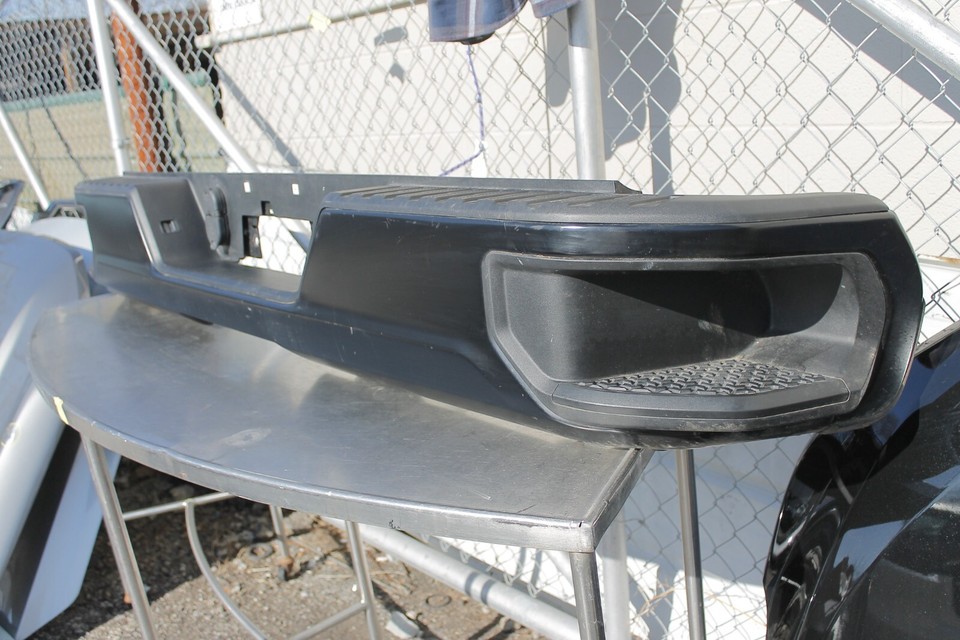 2019-2021 CHEVROLET SILVERADO GMC SIERRA 2500 3500 REAR BUMPER NICE OEM ...